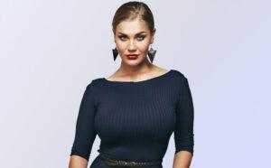 Große Oberweite bei molligen Damen - Tipps für kurvige Frauen